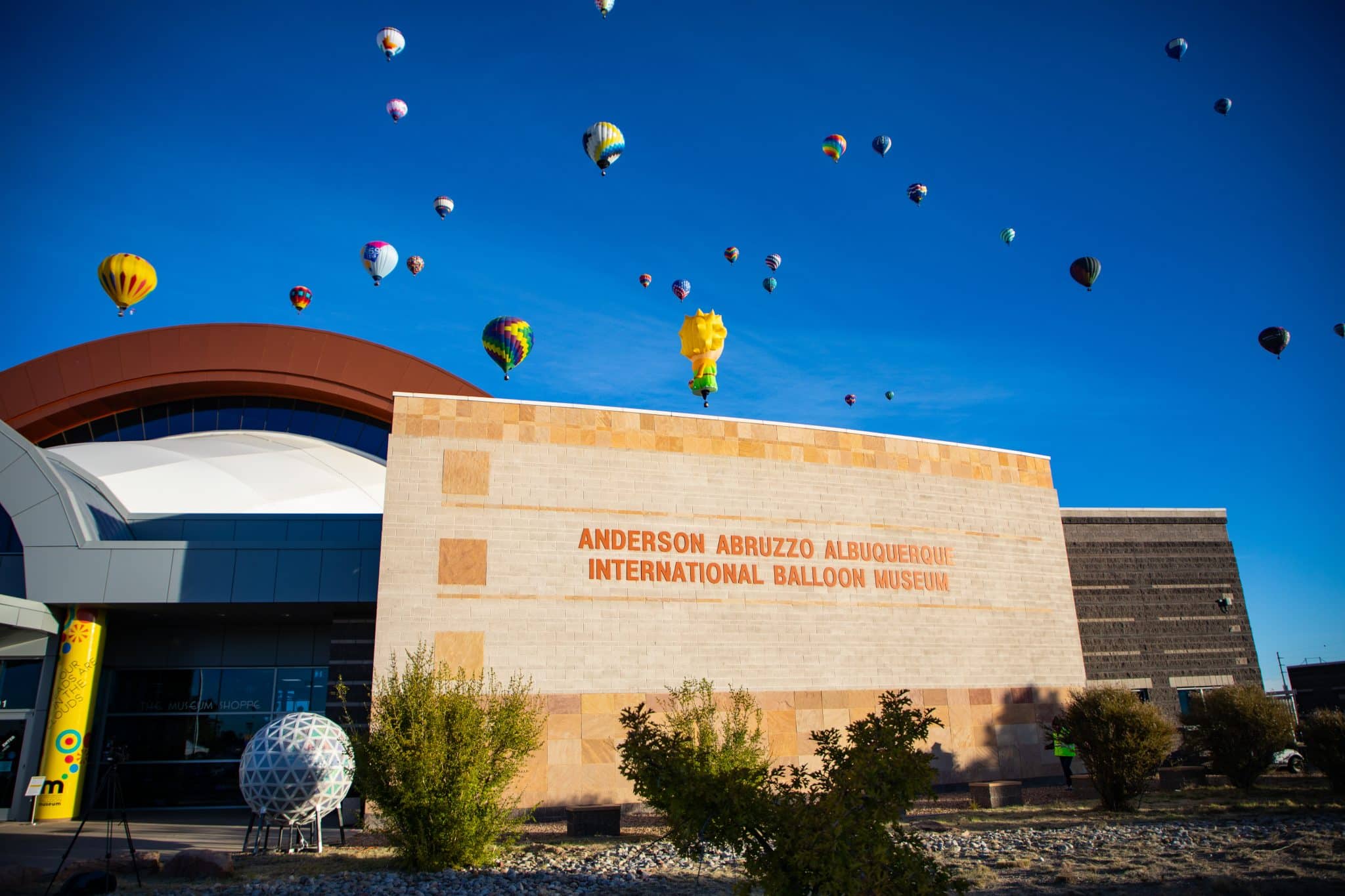 Anderson Abruzzo International Balloon Museum Foundation | 24 Decked ...